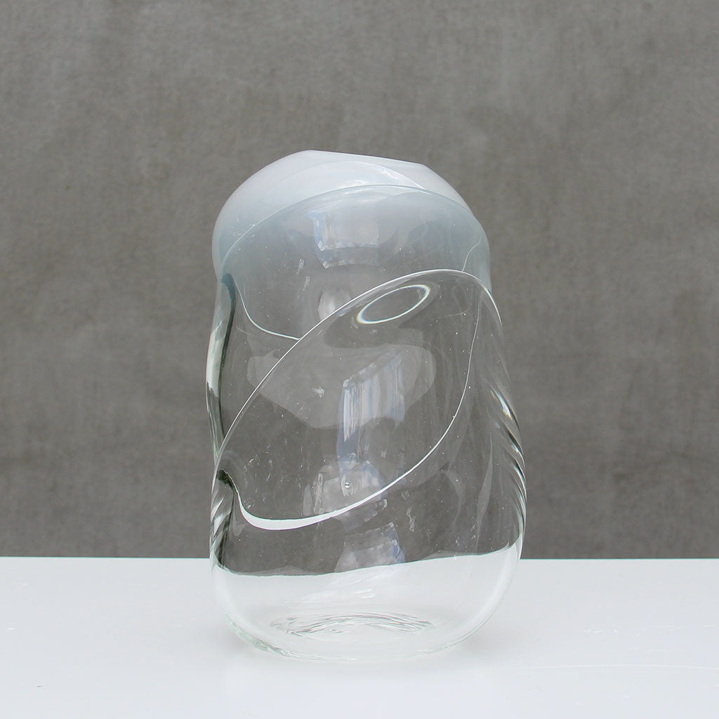 Glass Vase INTINGO V#60 by Veronika Beckh – Hvila Editions